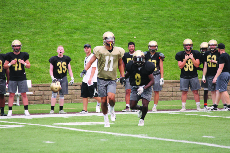 SMSU FOOTBALL: A smooth transition | News, Sports, Jobs - Marshall ...